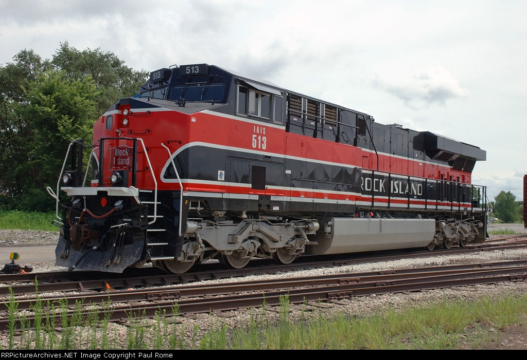 IAIS 513, GE ES44AC, at the IAIS Yard
